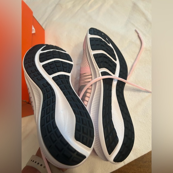 Nike | Shoes | New Nike Downshifted 1 Shoes Size 6y Girls Sneakers Back ...